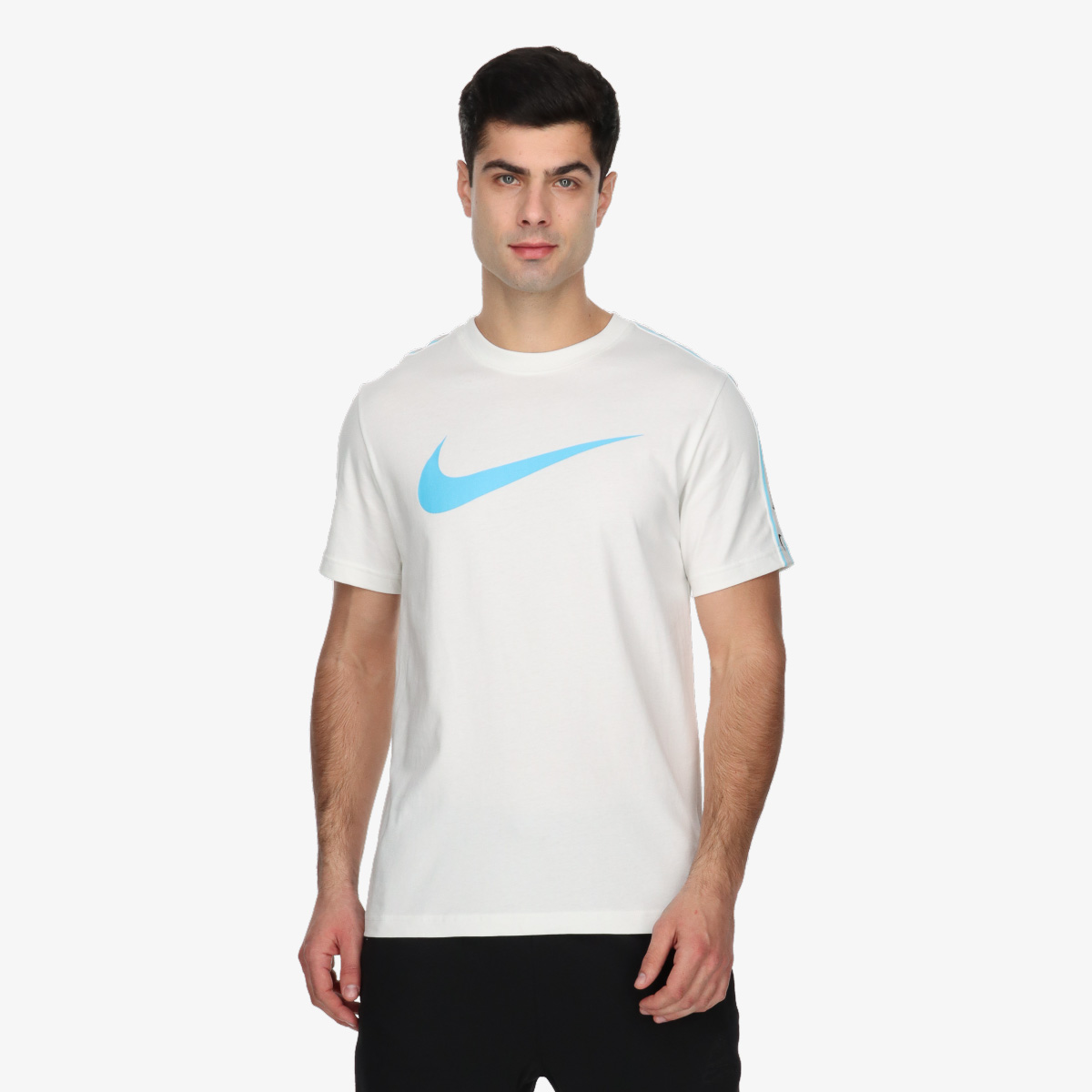 Nike Produkte M NSW REPEAT SW SS TEE | Sport Reality - Shitja me pakicë ...